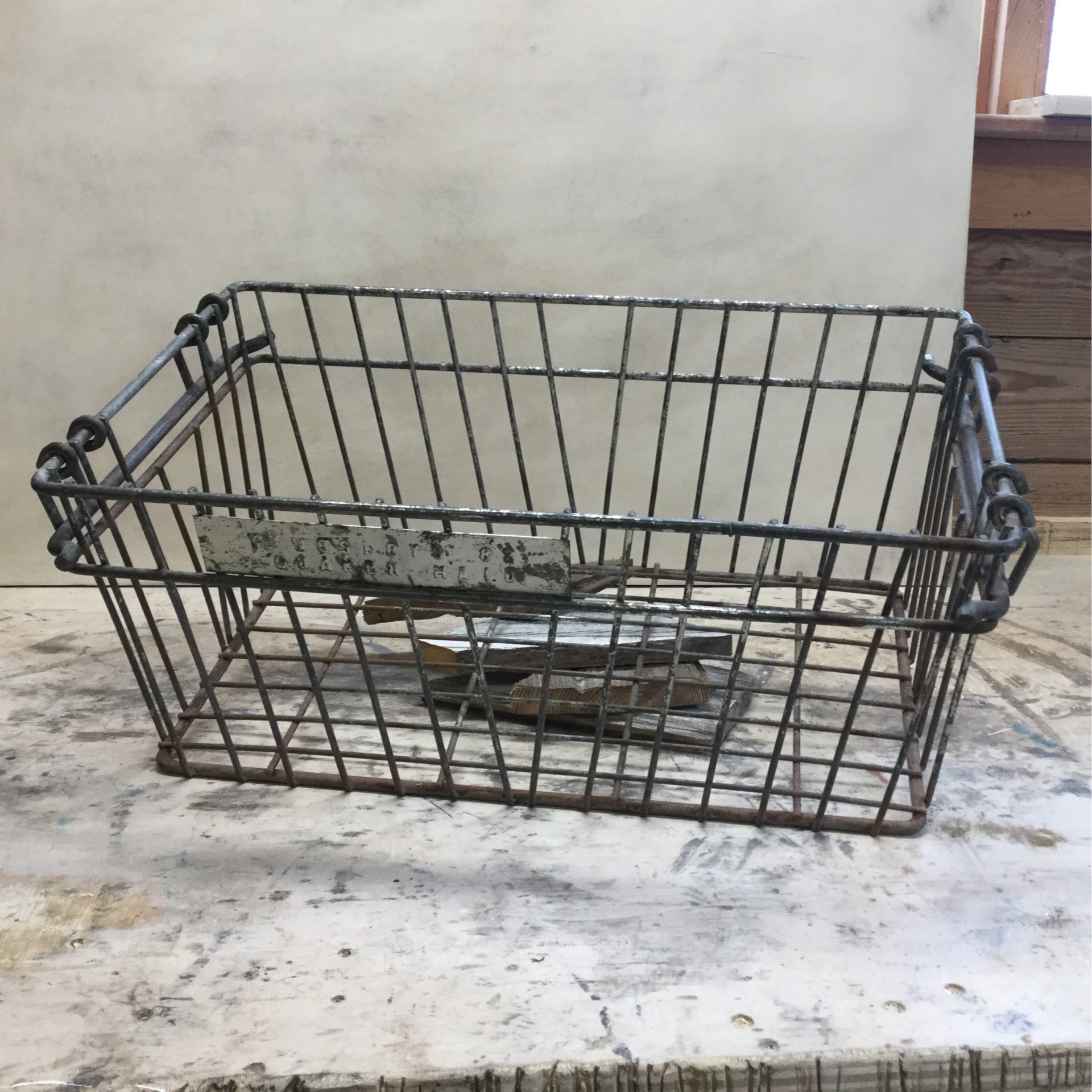 Heavy Wire Crate | The Barn in Northville